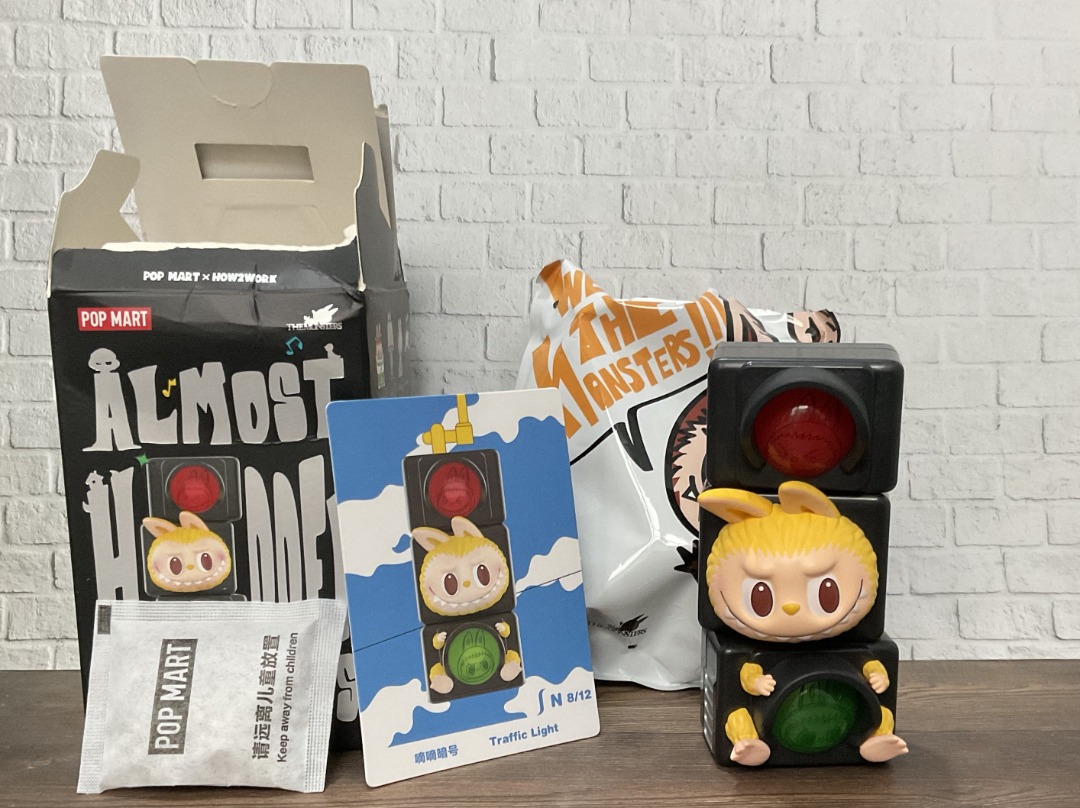 Labubu - Almost Hidden the Monsters - Pop Mart Original. Karakter ...