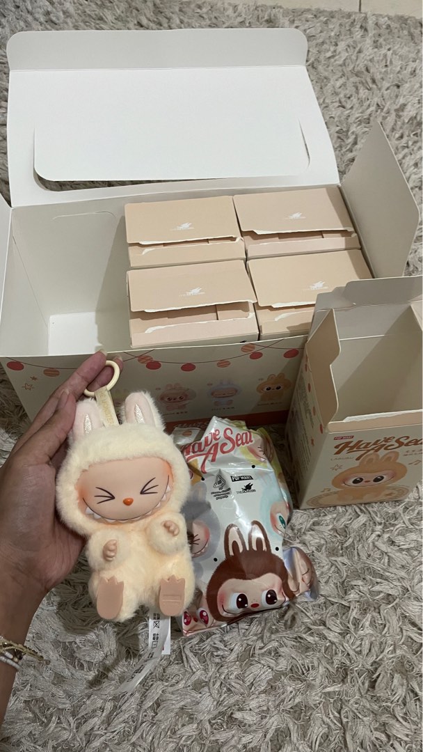 Labubu in Yellow (unsealed), Toys & Collectibles, Mainan di Carousell