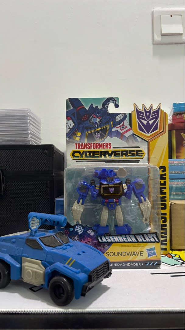 Transformers Cyberverse Soundwave Set (Alpha & Warrior Class), Hobbies ...