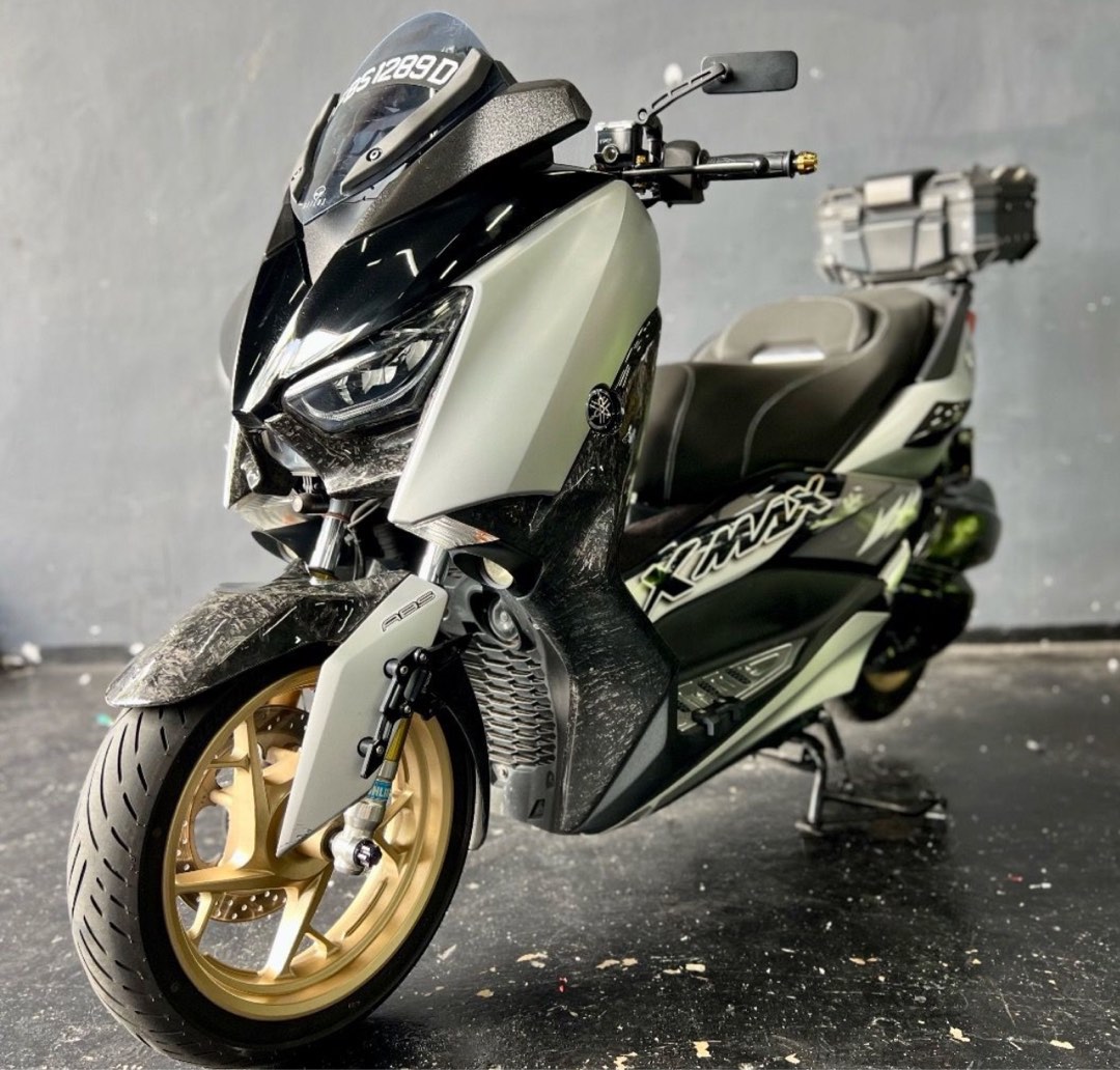 Yamaha Xmax v1 (With forged carbon!), Motorcycles, Motorcycles for Sale ...