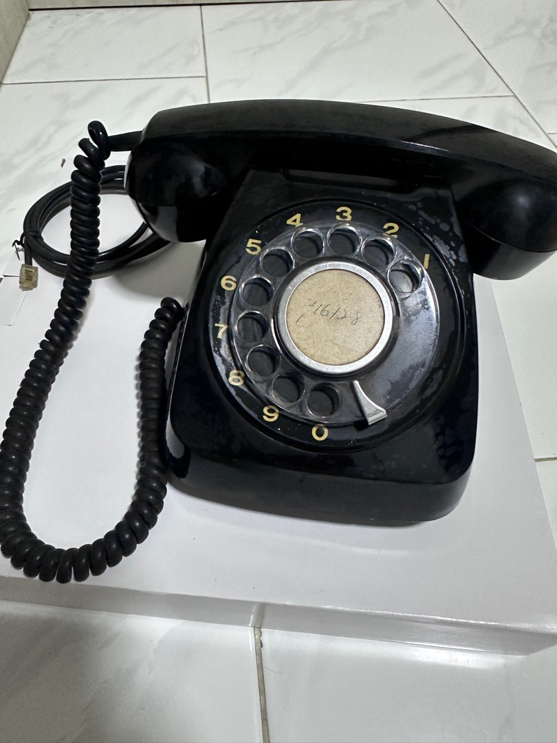 Antique rotary dial phone, Hobbies & Toys, Memorabilia & Collectibles ...