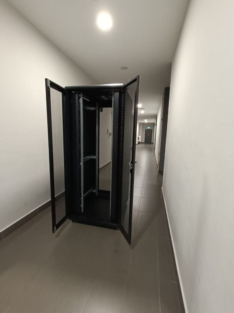 Assembled 42U 80cm*120 depth server rack SPEEDSMOUNT CCTV recorder ...