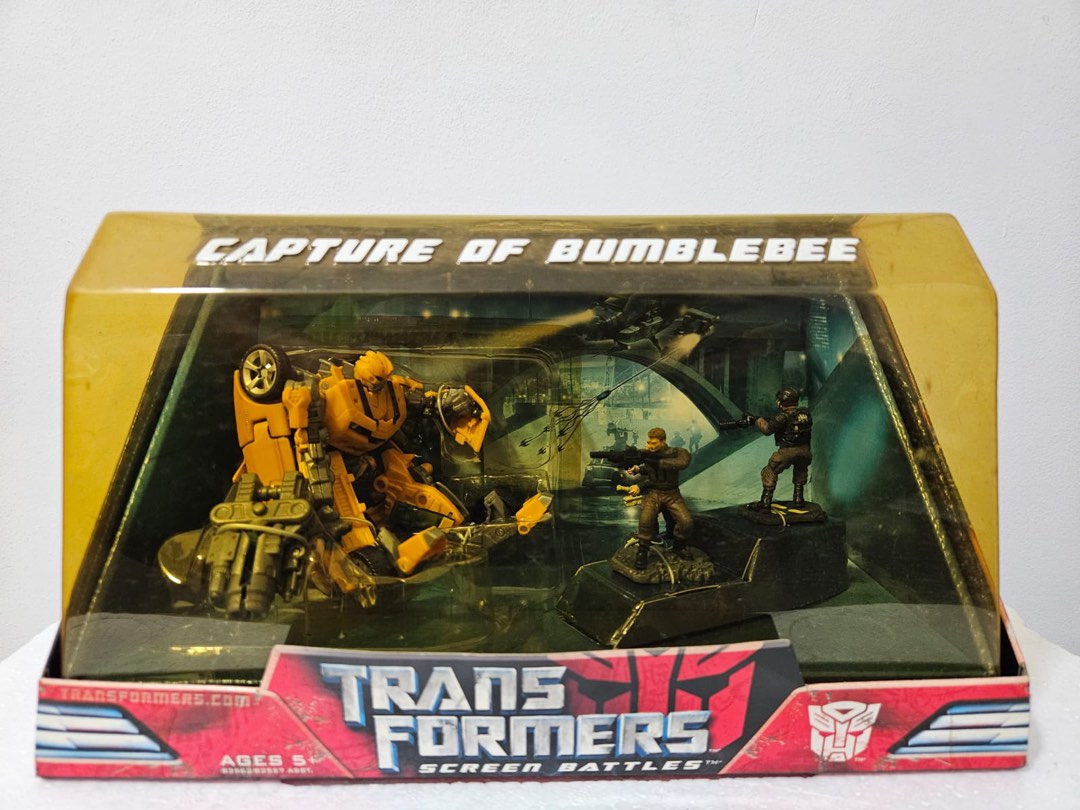 Capture of Bumblebee Screen Battles Transformers 2007 Hasbro, Hobbies ...