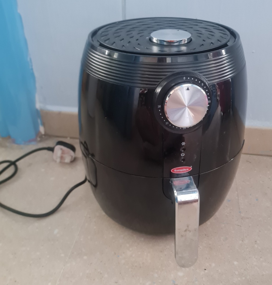 EuropAce 4.5L Air Fryer Brand New, TV & Home Appliances, Kitchen ...