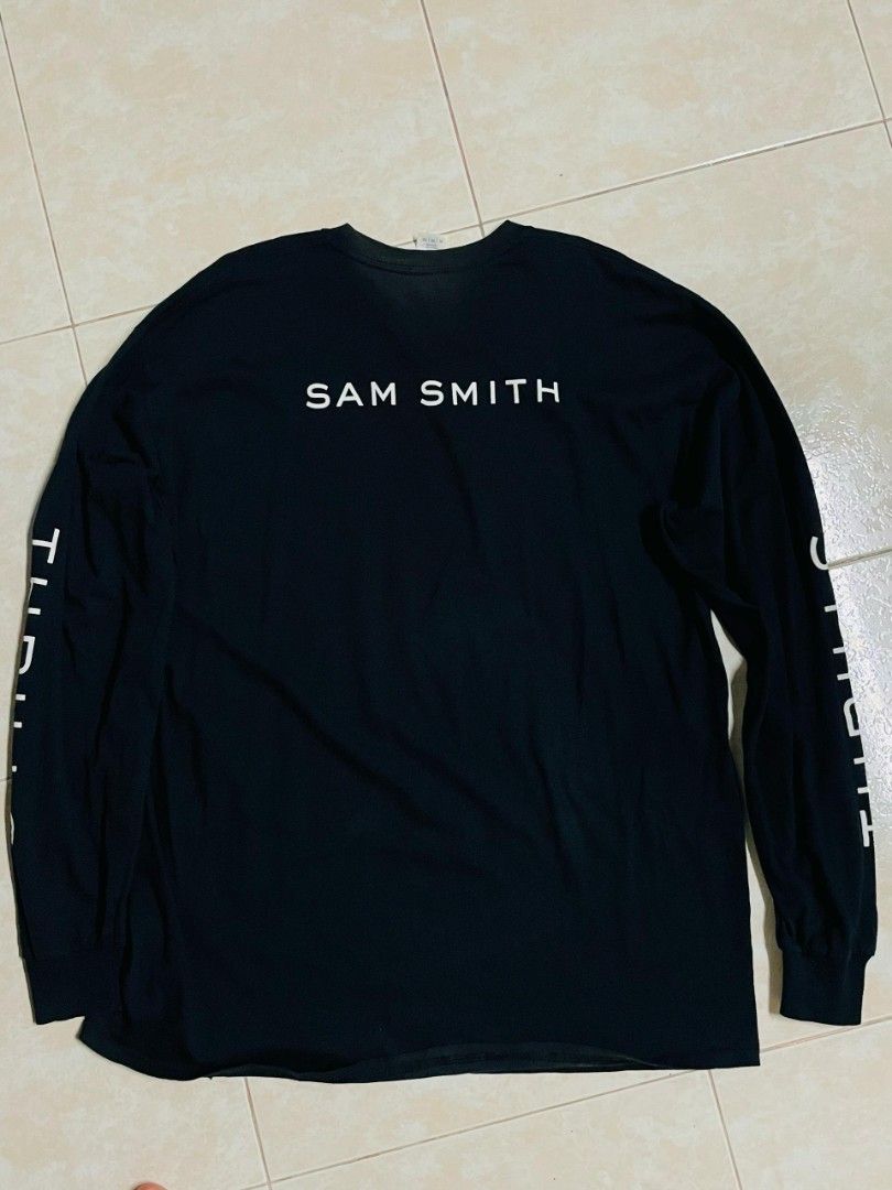 Gildan x Sam smith, Men's Fashion, Coats, Jackets and Outerwear on Carousell