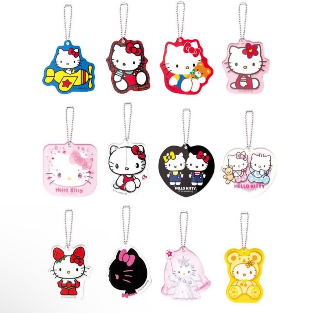 Hello Kitty x 7-11 Anniversary Keychain, Hobbies & Toys, Memorabilia ...