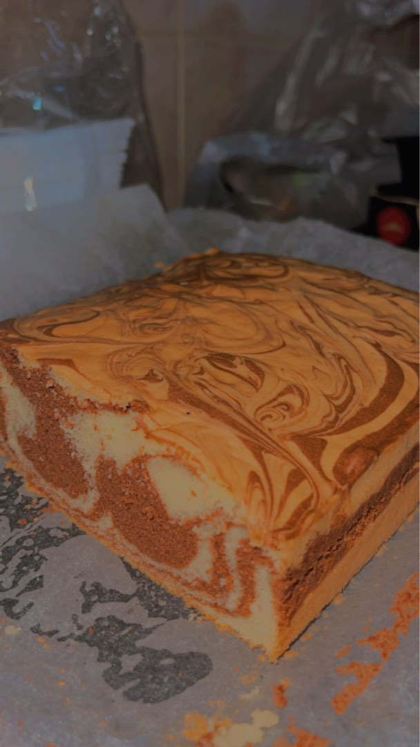 Homebake Marble Cake, Food & Drinks, Homemade Bakes on Carousell