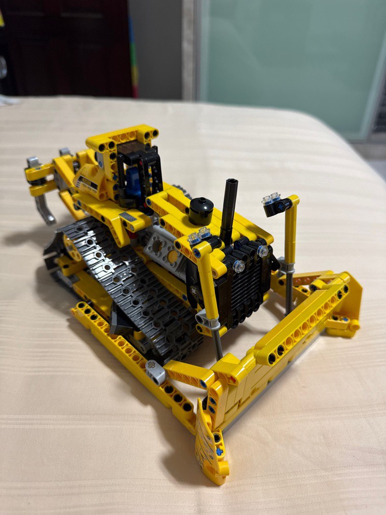Lego bulldozer, Hobbies & Toys, Toys & Games on Carousell