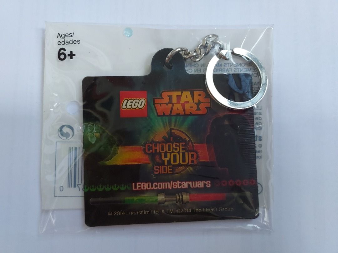Lego Star Wars Choose Your Side Keychain Yoda Darth Vader 5002139 ...