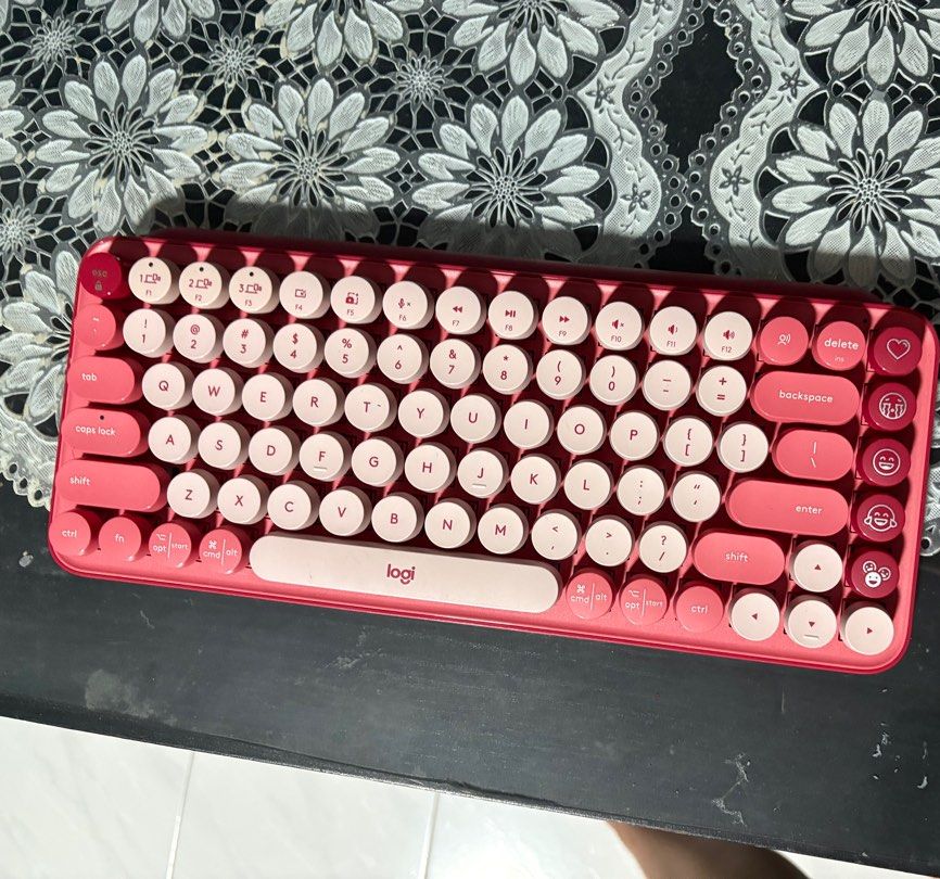 Logitech POP Keys Mechanical Wireless Keyboard with Customisable Emoji Keys, Durable Compact ...