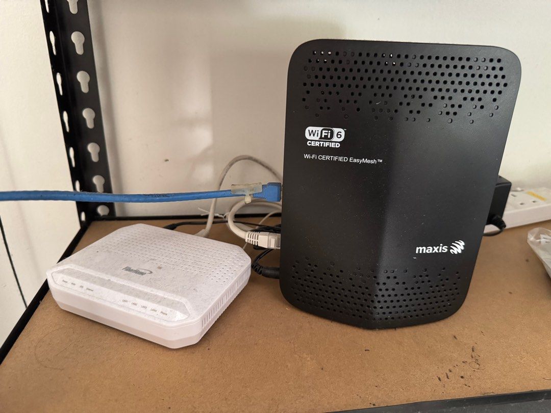 Maxis Fibre Modem 2024, Computers & Tech, Office & Business Technology ...