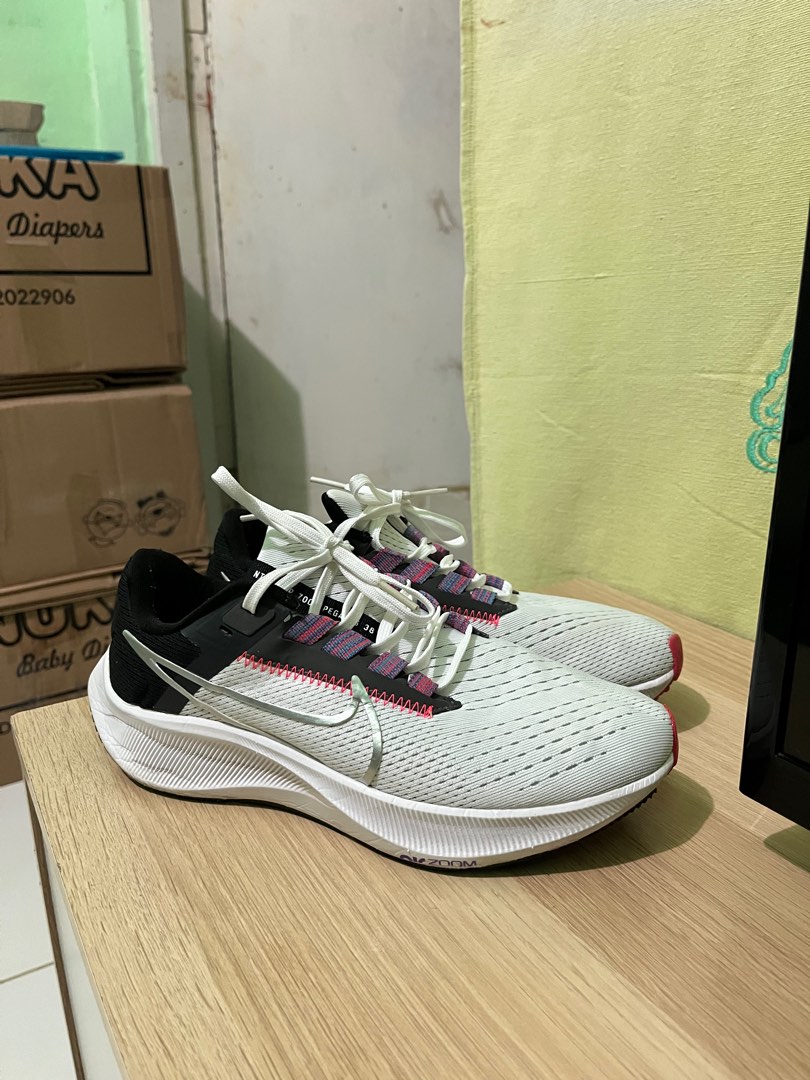 Nike zoom pegasus 38 size 37.5, Fesyen Wanita, Sepatu di Carousell