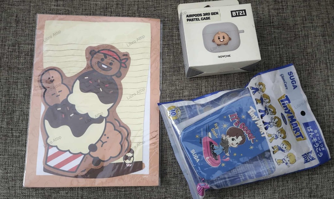 (ONHAND) SUGA AND SHOOKY BUNDLE MERCH, Hobbies & Toys, Memorabilia ...