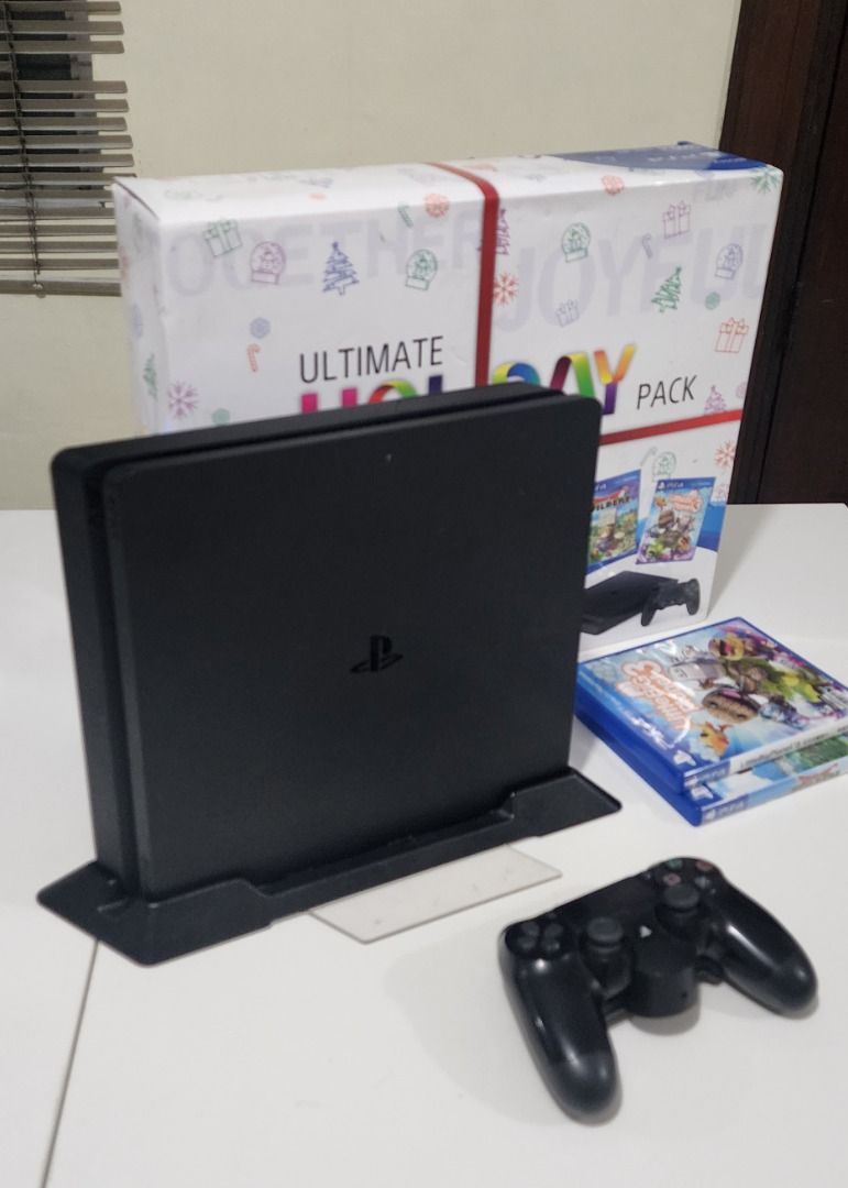 PS4 Slim 500GB Ultimate Holiday Bundle – Great Condition!, Video Gaming ...
