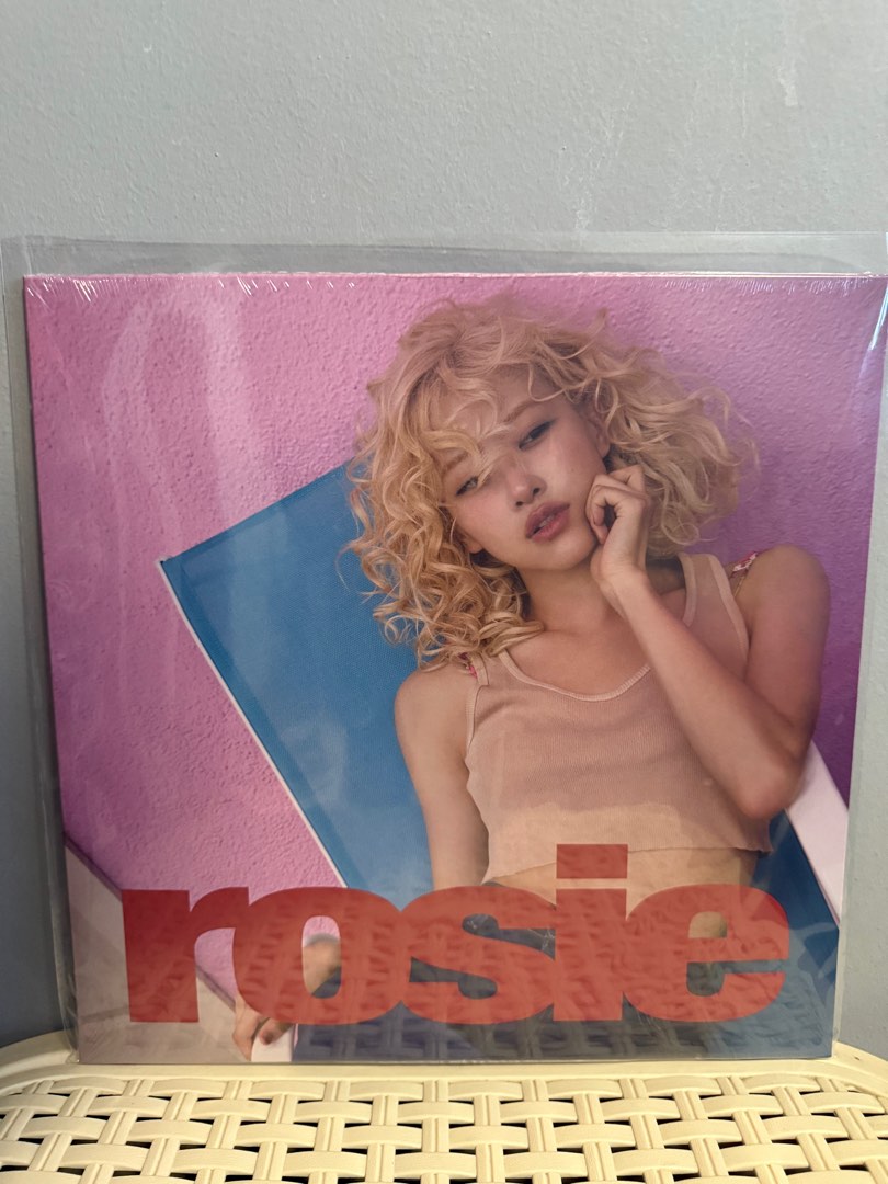 Rosé - Rosie Vinyl (Clear), Hobbies & Toys, Music & Media, Vinyls on Carousell