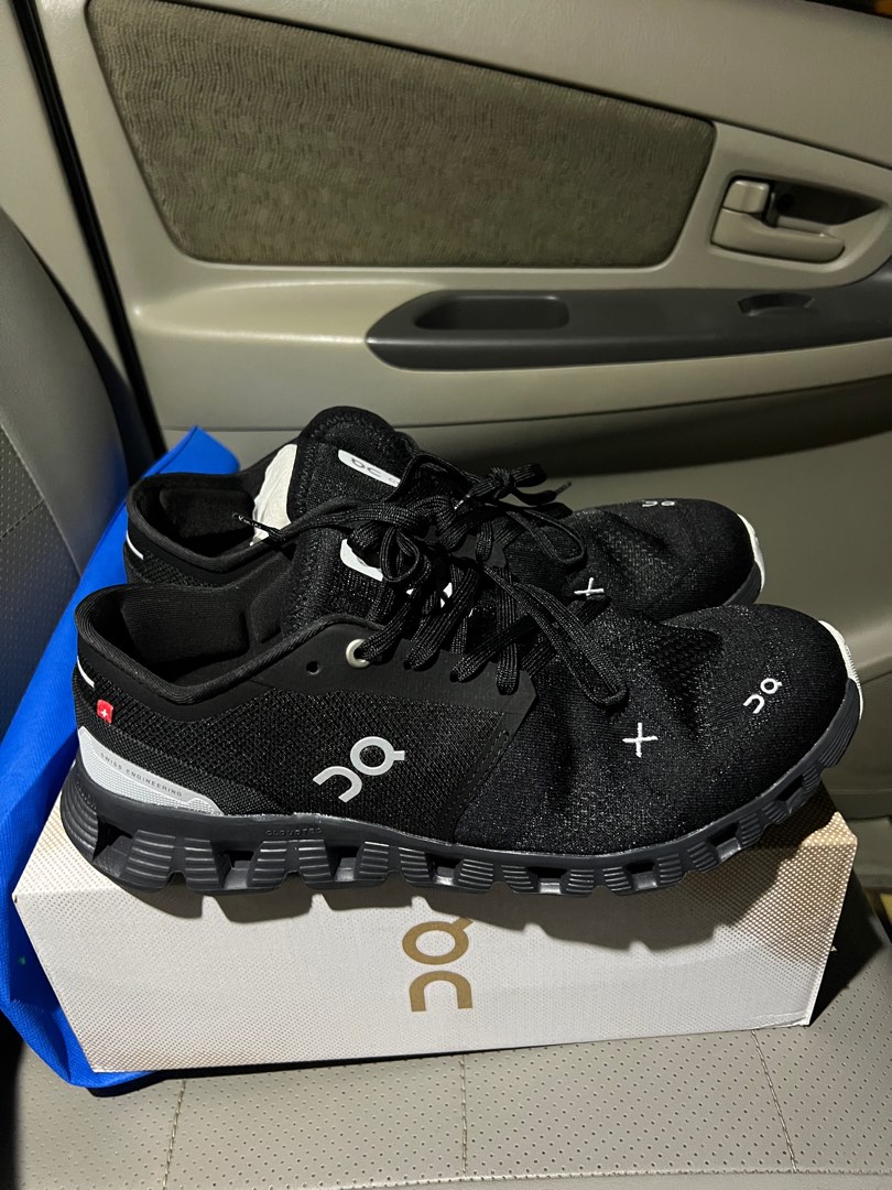 Sepatu On Cloud X3 All Black Factory Reject, Fesyen Pria, Sepatu ...