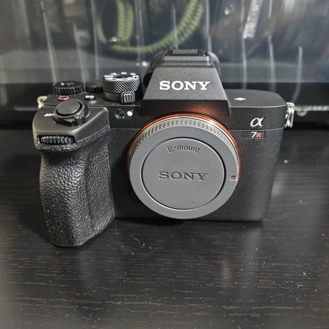 SONY A7R5 MIRRORLESS, Photography, Cameras on Carousell