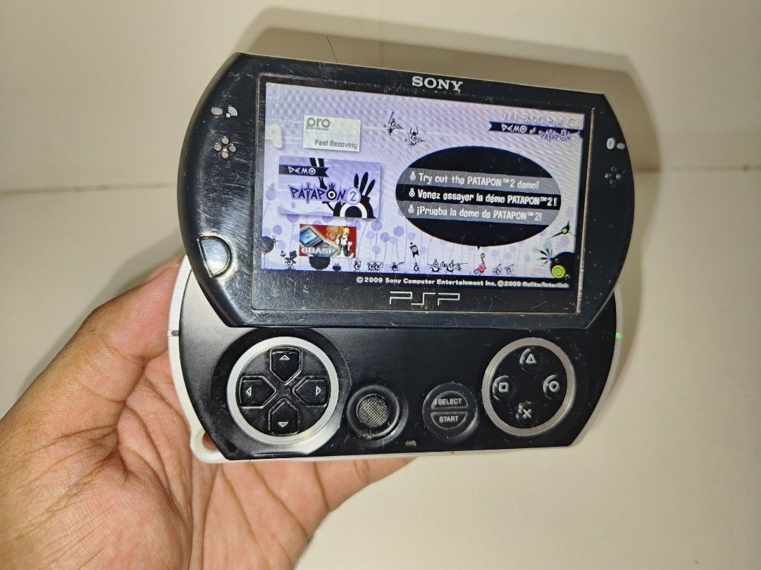 Sony PSP GO Black, Video Gaming, Video Games, PlayStation on Carousell