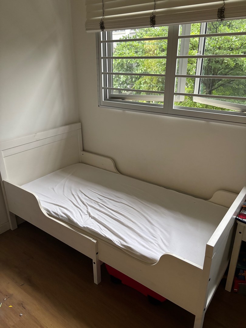 Sundvik Kids Extendable Bed, Furniture & Home Living, Furniture, Bed ...