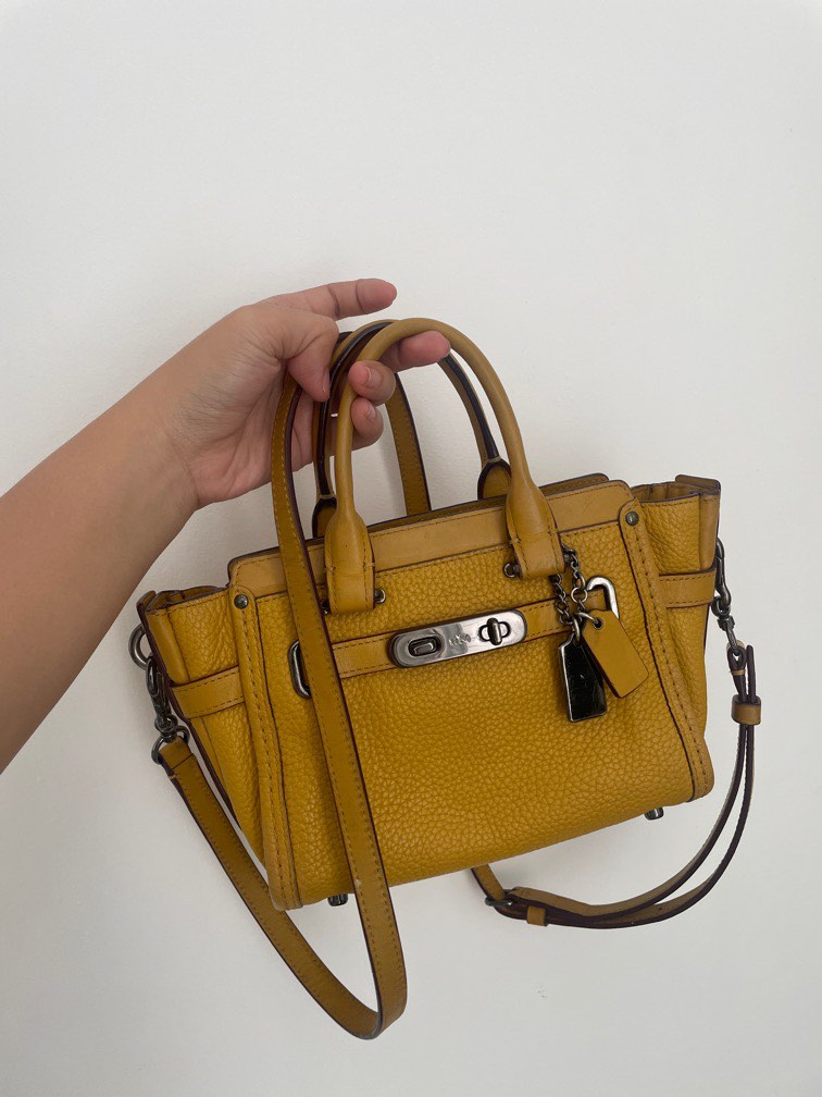tas coc sweger kuning, Fesyen Wanita, Tas & Dompet di Carousell