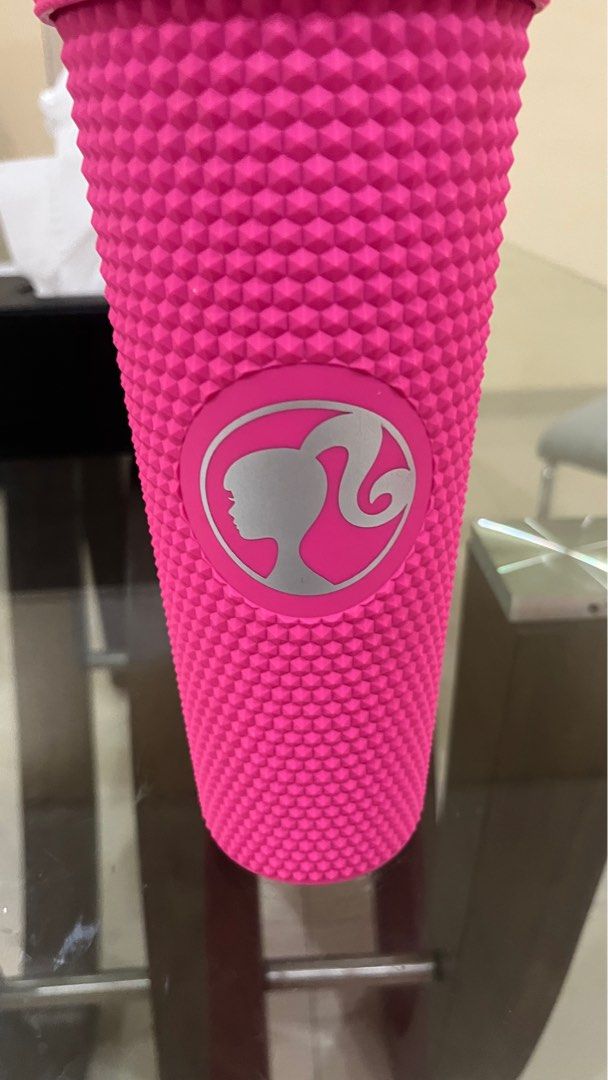 Tumbler botol minum miniso x barbie pink lucu, Kitchen & Appliances di ...