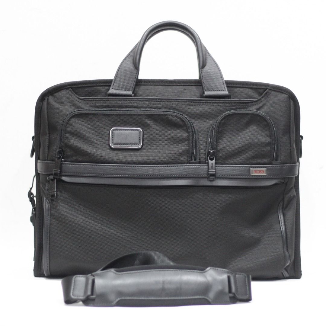 Tumi 2603114D3 - Alpha 3 Compact Large Screen Laptop Brief / 17" or 15 ...