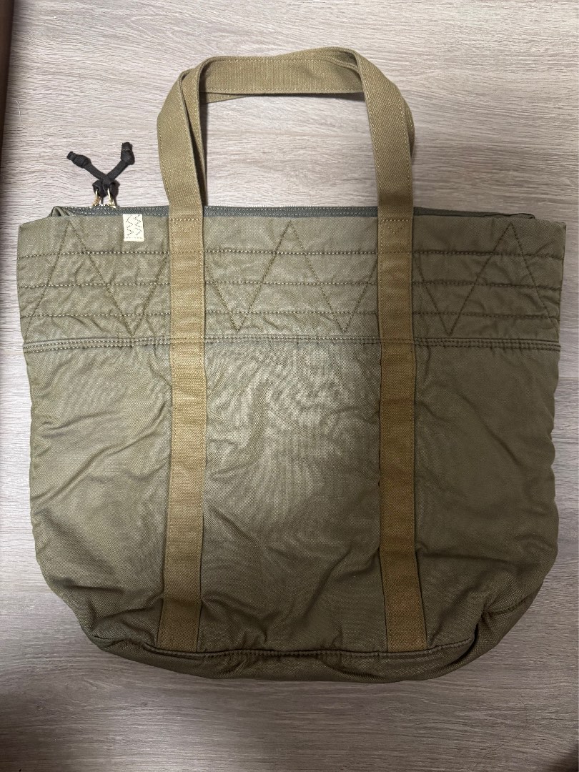 Visvim N.A.P Tote (m), 男裝, 袋, 腰袋、手提袋、小袋 - Carousell