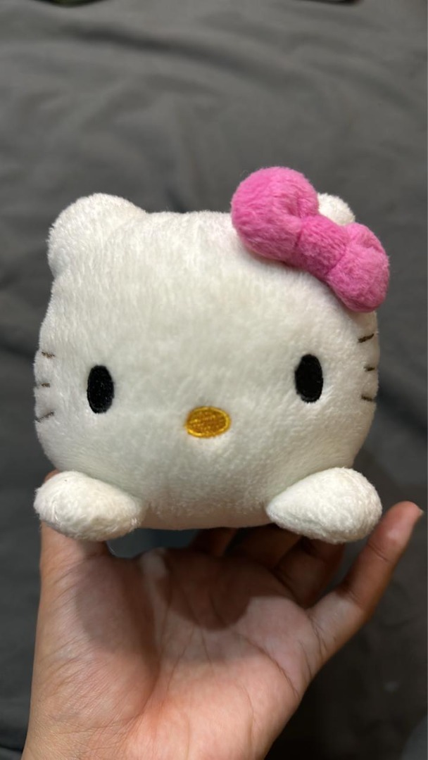2007 Sanrio Smile Hello Kitty mini bolster nesoberi, Hobbies & Toys ...