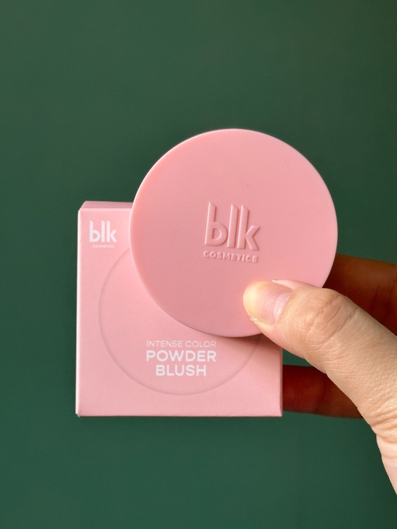 BLK Powder Blush in FUNFETTI, Beauty & Personal Care, Face, Makeup on Carousell