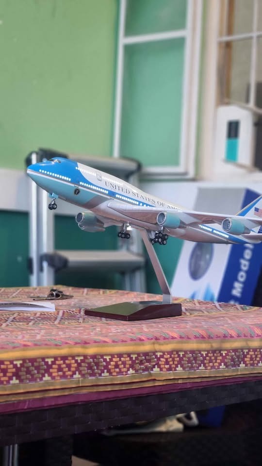 Boeing 747 Aircraft Model 1:150 scale, Hobbies & Toys, Toys & Games on ...