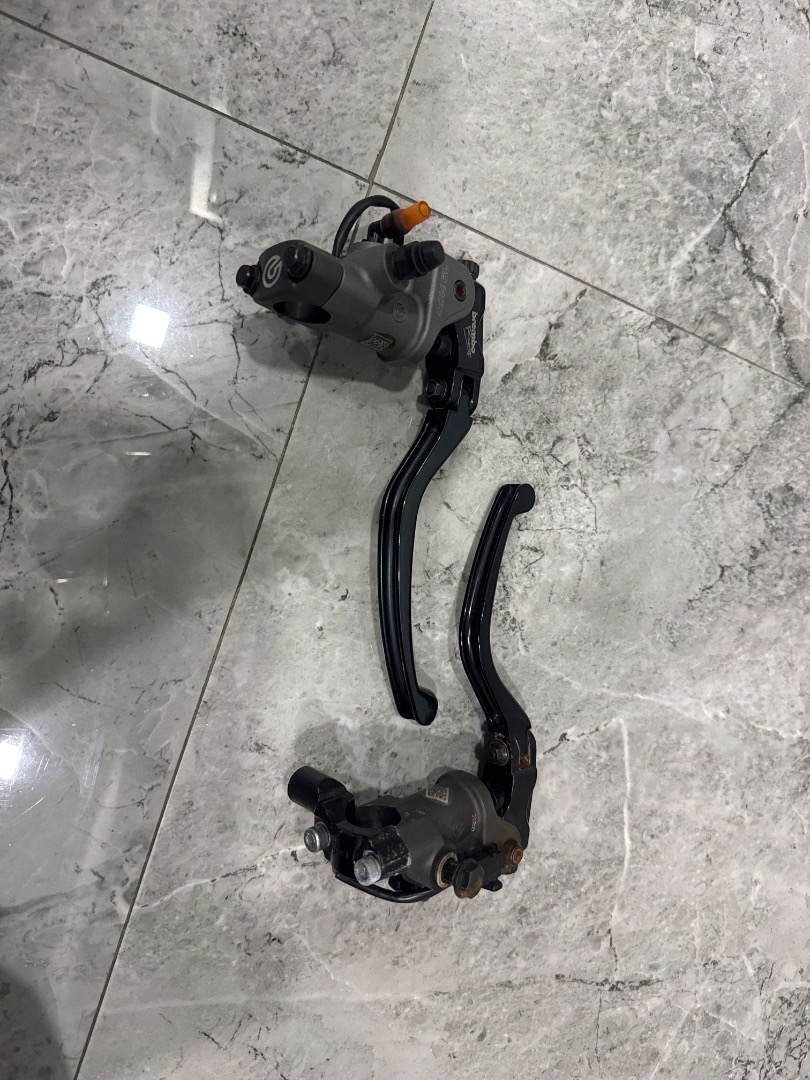 Brembo masterpump rcs 15 & rcs 19, Motorcycles, Motorcycle Accessories on Carousell