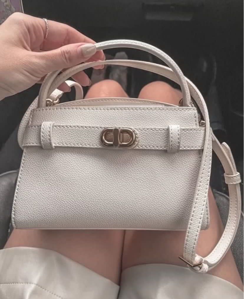 Charles and Keith Buckle Top Handle, Fesyen Wanita, Tas & Dompet di ...