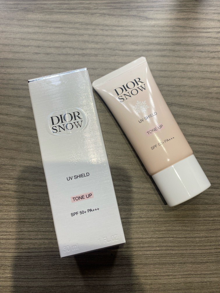 Dior Snow UV Shield tone up Spf 50+ PA+++, Kesehatan & Kecantikan, Kulit, Sabun & Tubuh di Carousell