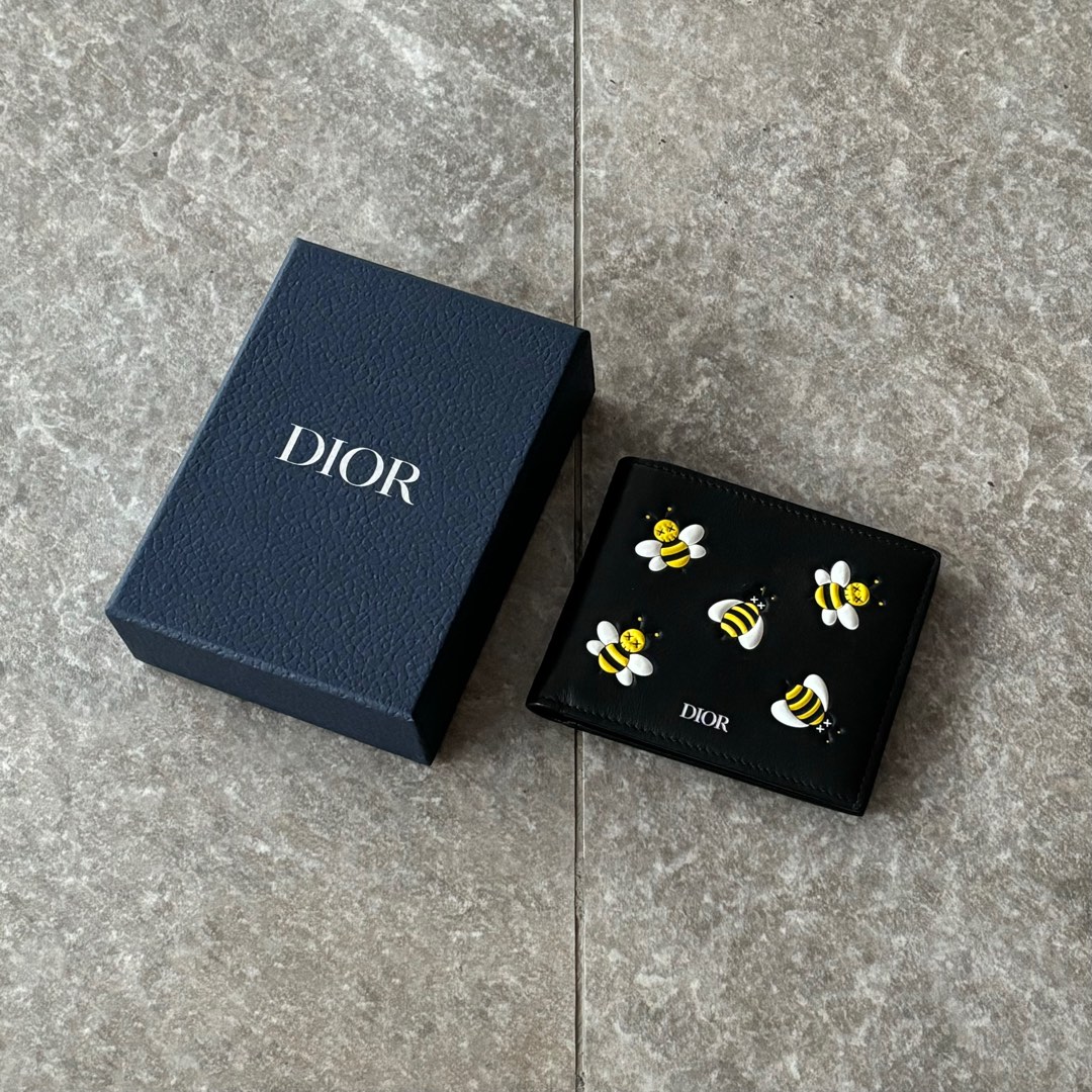 DIOR X KAWS YELLOW BEES CALFSKIN BI-FOLD WALLET, Men's Fashion, Watches ...