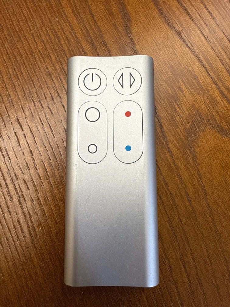 Dyson AM04 AM05 Remote Controller 遙控, 家庭電器, 其他家庭電器 - Carousell