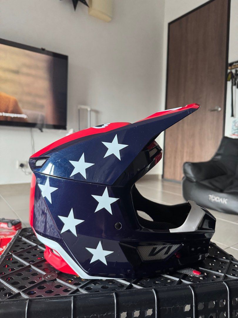 FOX Helmet V1 America Flag XL, Sports Equipment, Bicycles & Parts ...
