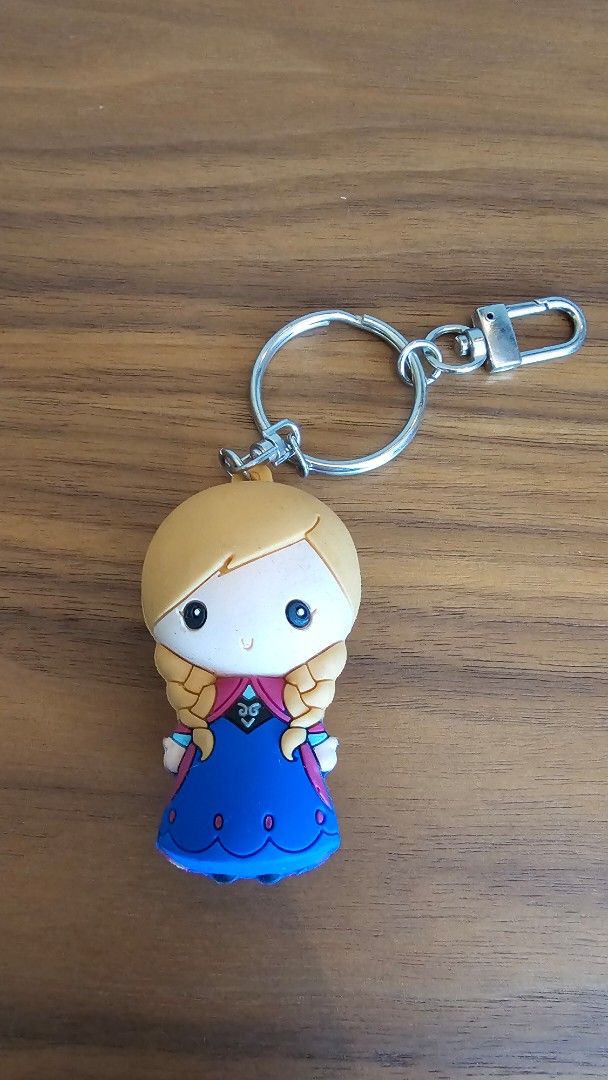 Hong Kong Disneyland Frozen Key chains - Anna and Elsa, Hobbies & Toys ...
