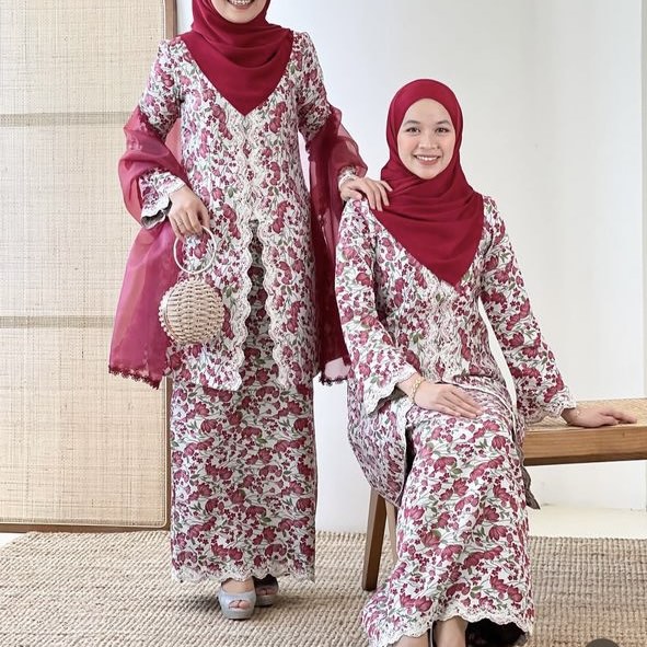 Icahfa Sulam Bunga Kebaya Embroidered Flowers Maroon Red, Women's ...