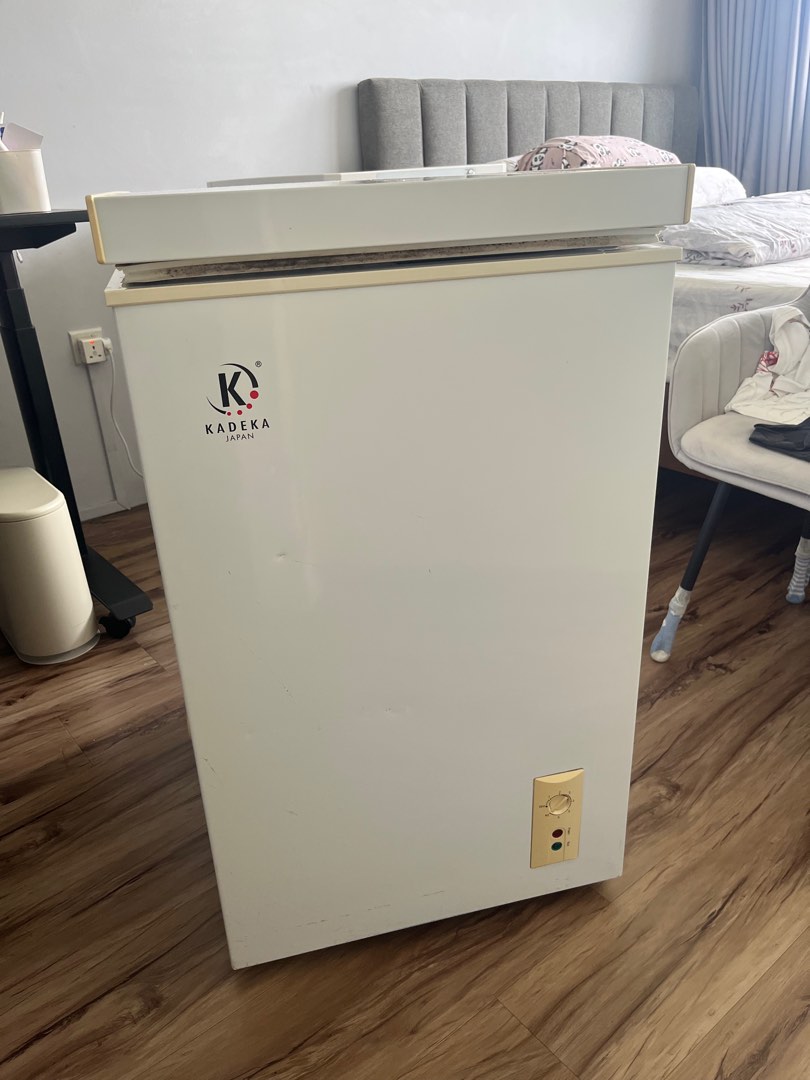 Kadeka Chest Freezer 90 litres, TV & Home Appliances, Kitchen ...
