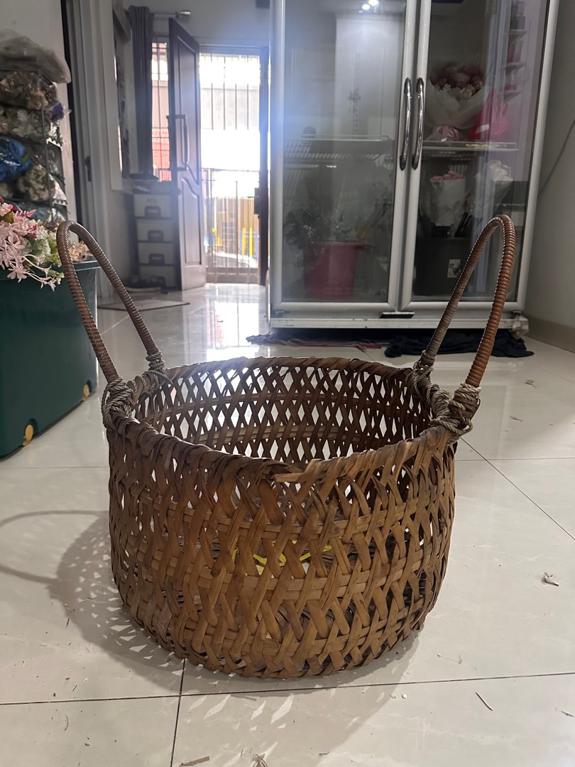 Keranjang rotan besar, keranjang anyaman besar, Antik, Pajangan di ...