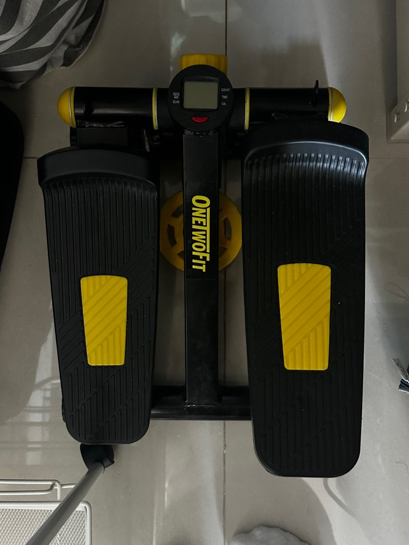 Onetwofit stepper, Sports Equipment, Exercise & Fitness, Cardio ...