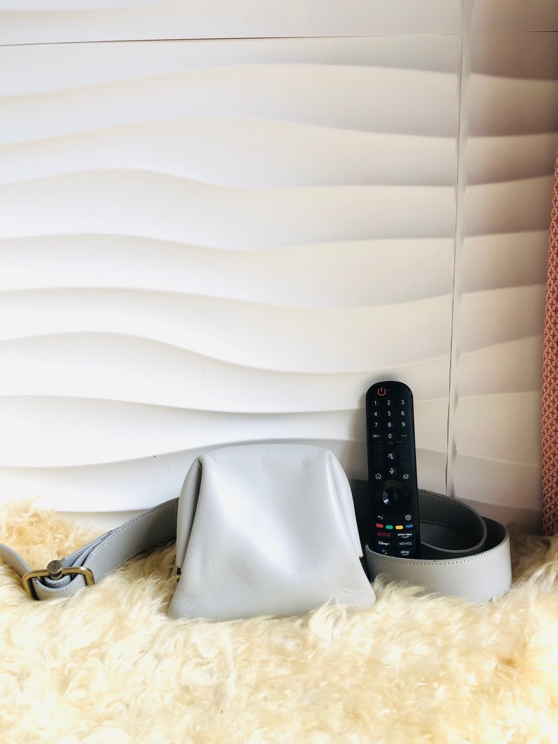 Osoi Mini Brot, Men's Fashion, Bags, Belt bags, Clutches and Pouches on ...