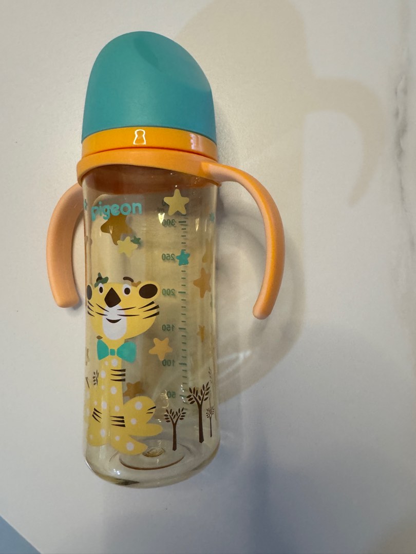 Pigeon wide bore milk bottle 330ml ppsu, Babies & Kids, Nursing ...