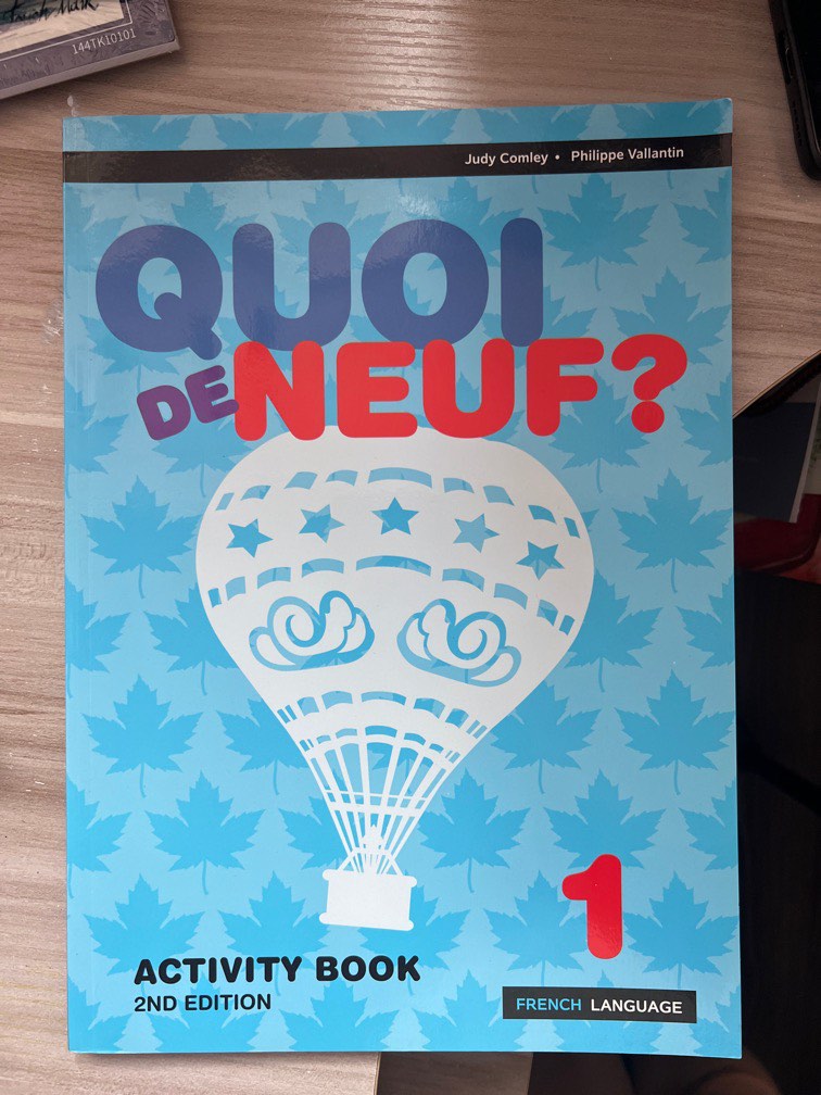 QUOI DE NEUF? 1, 2nd Edition ( STUDENT BOOK AND ACTIVITY BOOK ), 興趣及遊戲, 書本 & 文具, 教科書 - Carousell