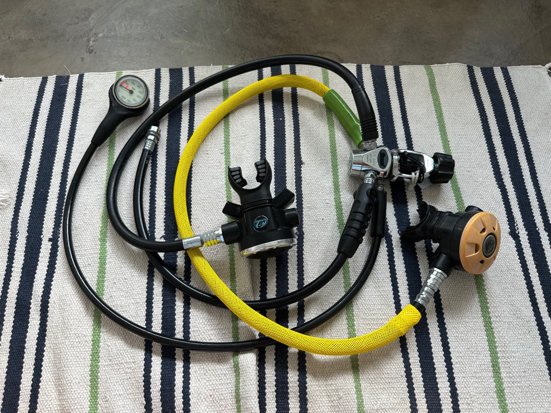 Scuba diving regulator- full set, Sports Equipment, Sports & Games ...