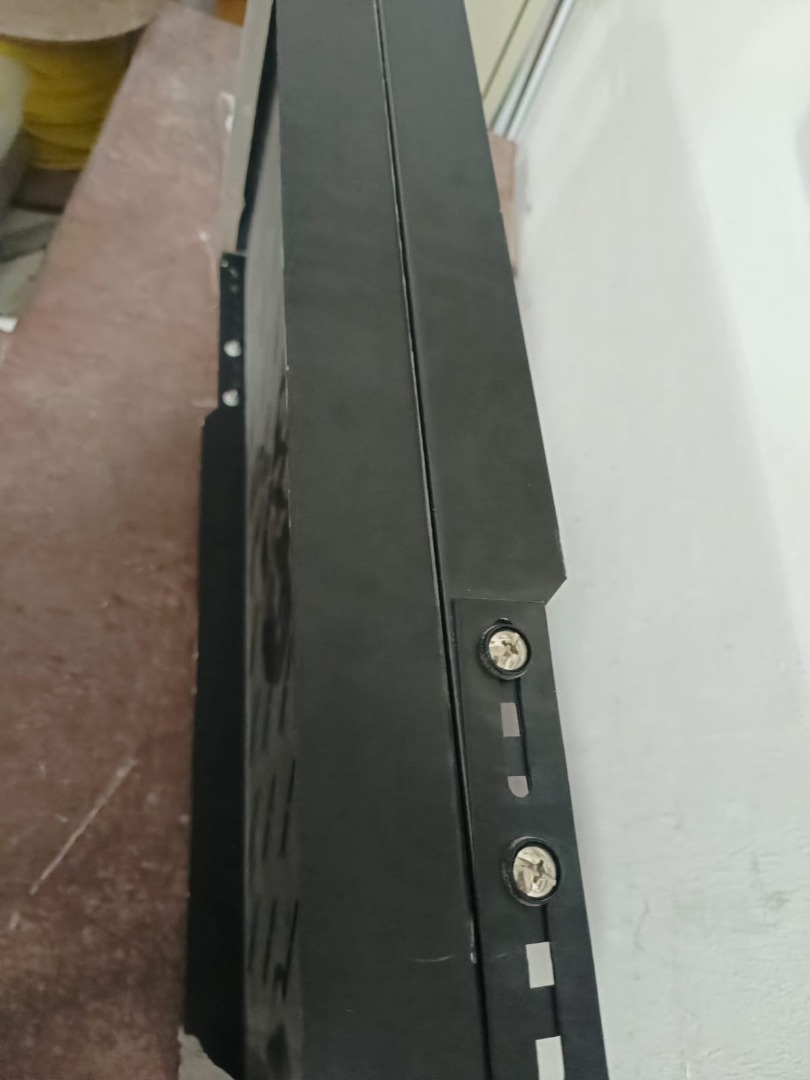 Server Rack Tray clearance (465mm width; 700mm depth) meant for 1000mm ...