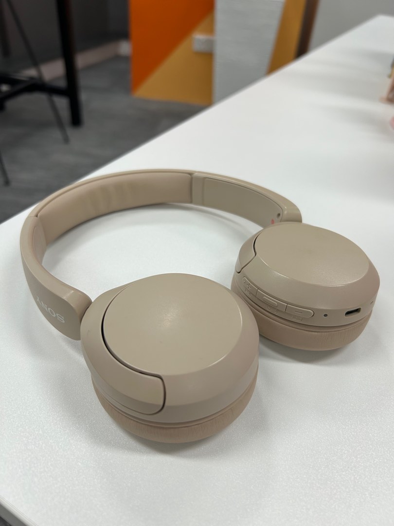 Sony WH-CH520 Headphone Beige, Audio, Headphones & Headsets on Carousell