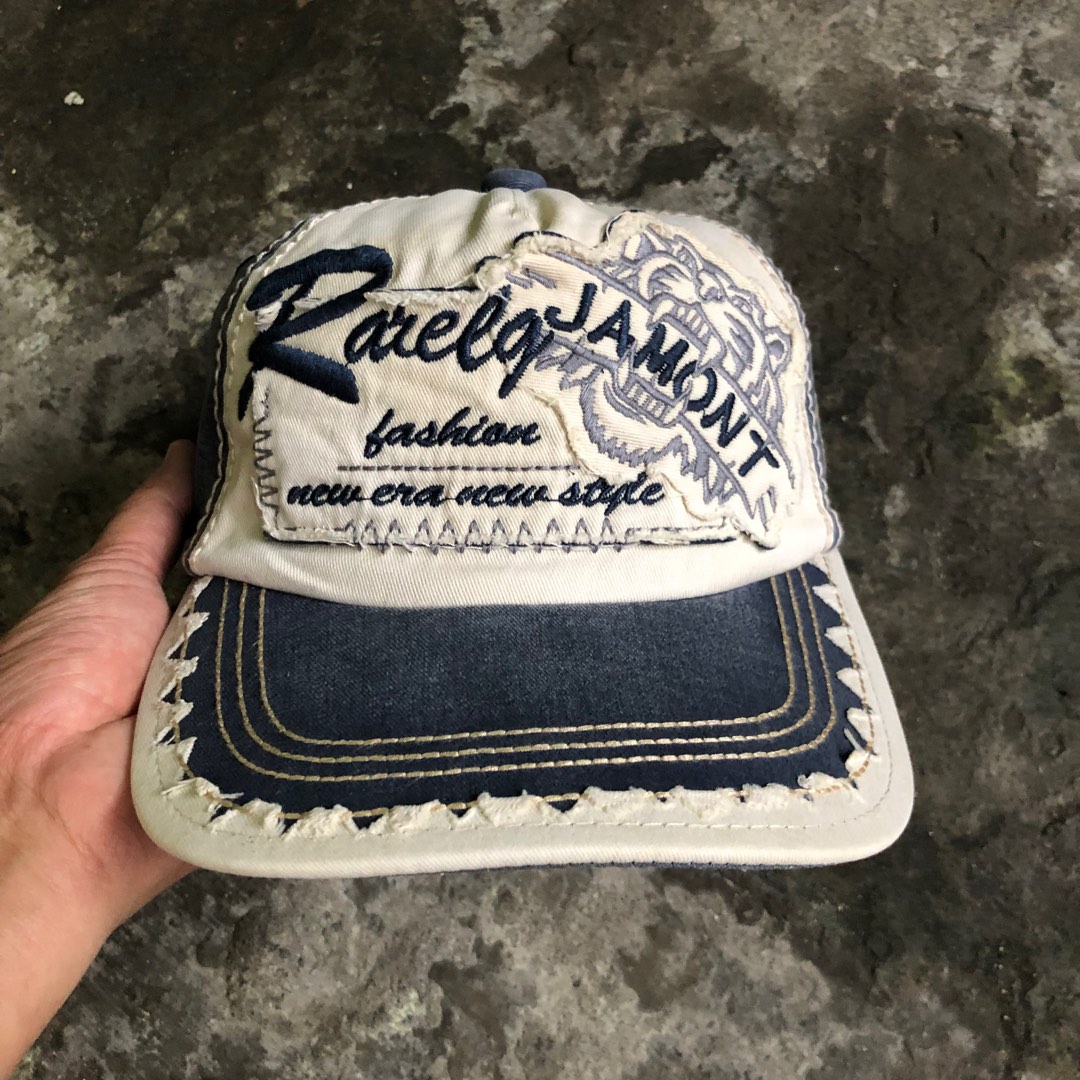 Topi Bekas Second Jamont, Fesyen Pria, Aksesoris, Topi di Carousell