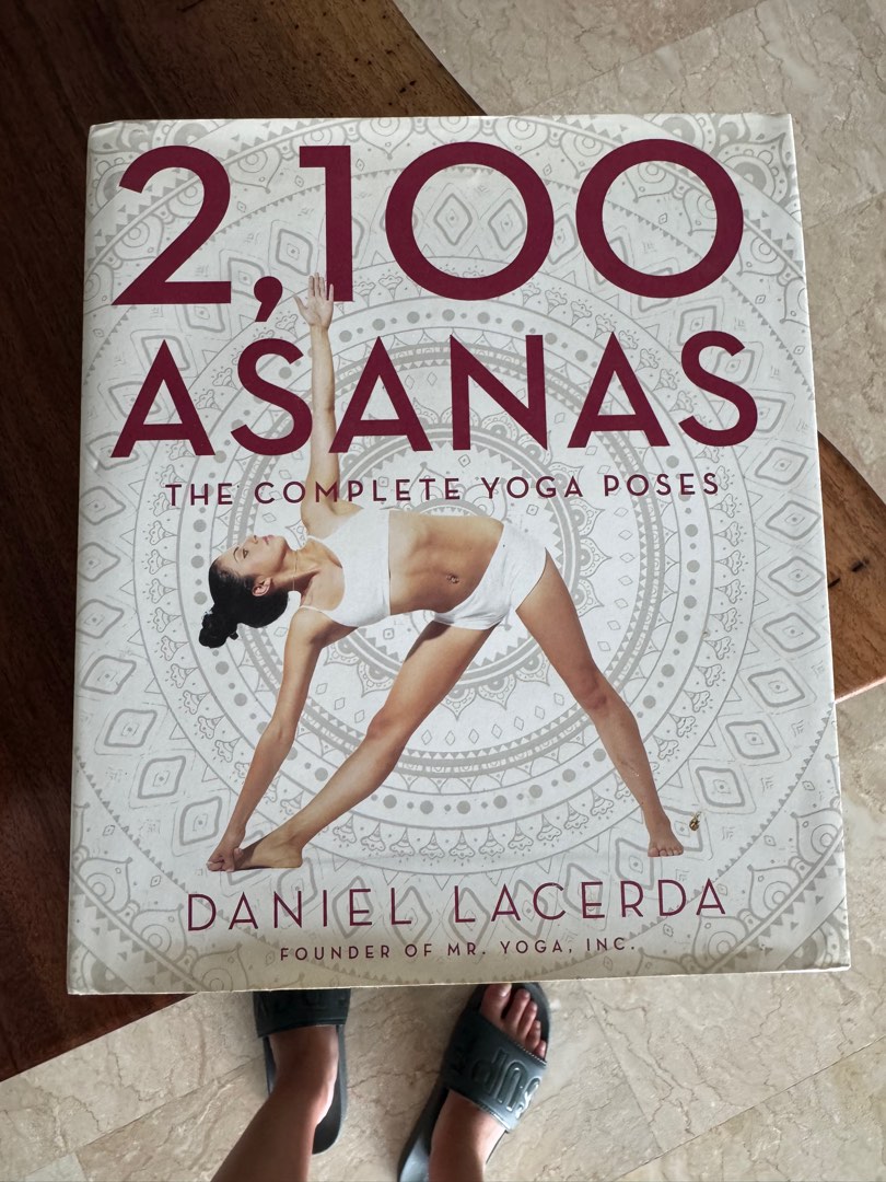Yoga books 2100 Asanas, Ray Long Muscles Yoga Poses, Hobbies & Toys ...