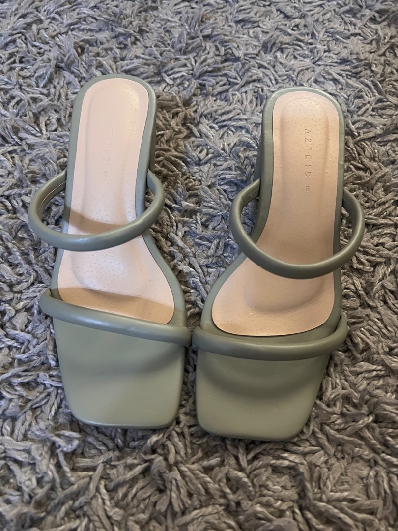 Aztrid Block Heels in Olive Green, Women's Fashion, Footwear, Flats ...